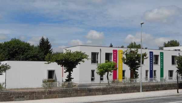 ISCE Douro lança ciclo de seminários online virados para a região ...